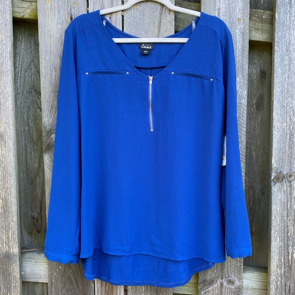 Simply Emma | Tops | Nwt Simply Emma Royal Blue V Neck Zip Front 34 ...